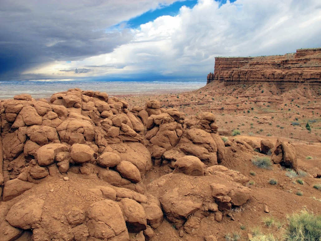 GeoSights: Marvelous Moore Cutoff, Emery County - Utah Geological Survey